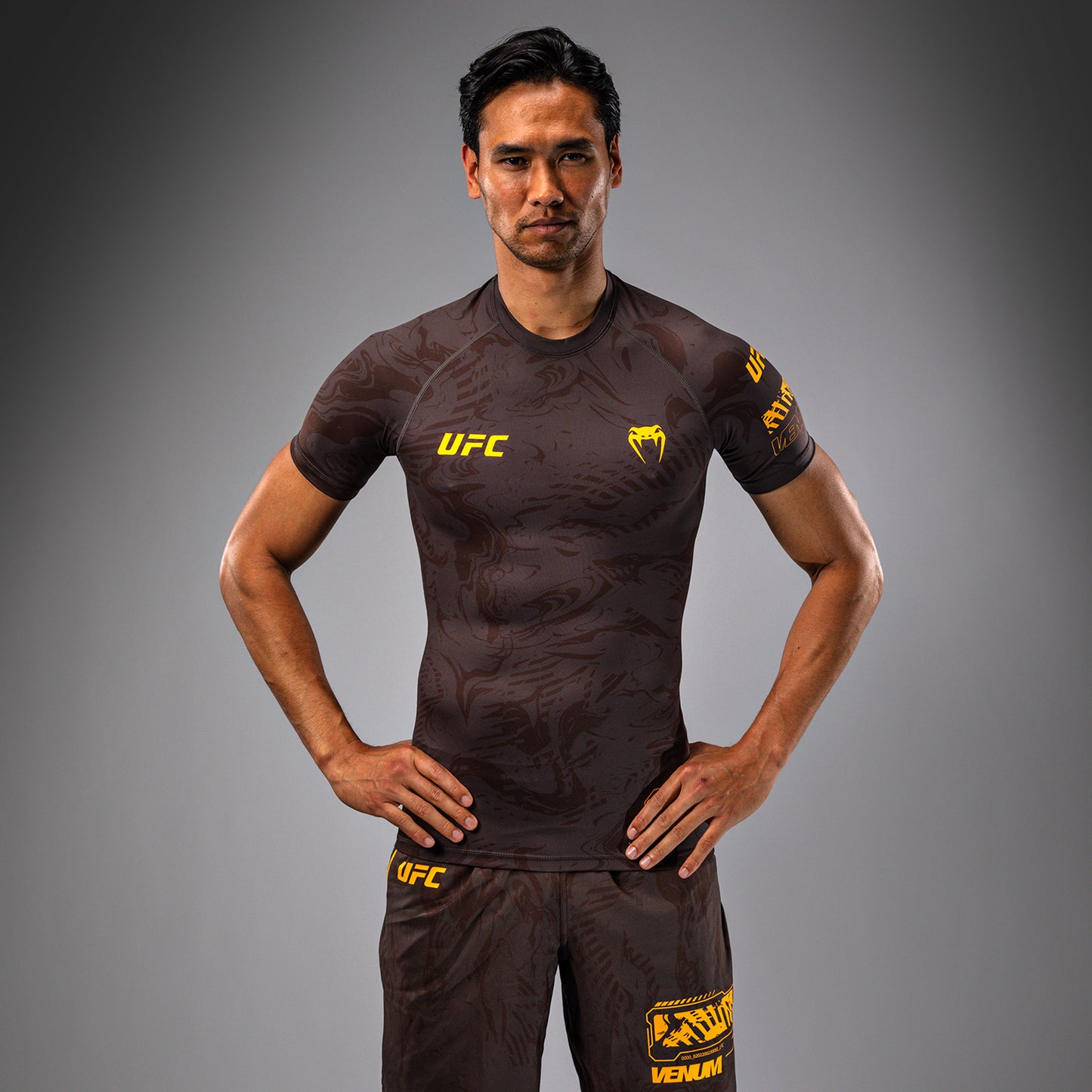 UFC Fusion by Venum Fight Week Men’s Performance Short Sleeve Rashguard ...